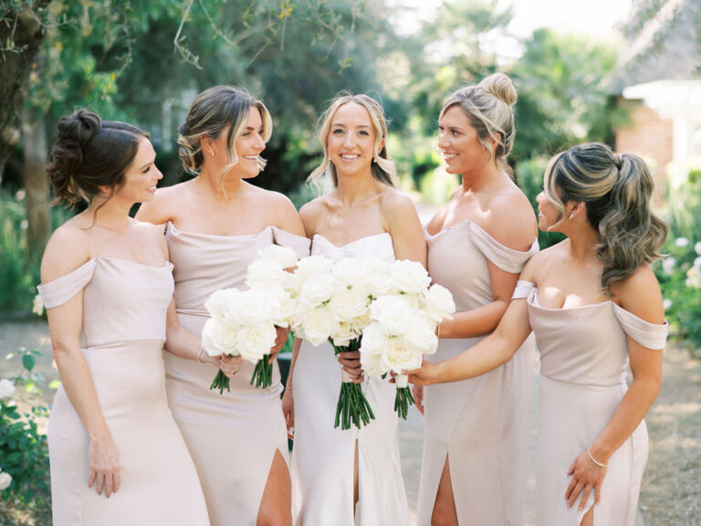 Modern & Neutral Wedding At Estate Yountville: A Style Me Pretty ...