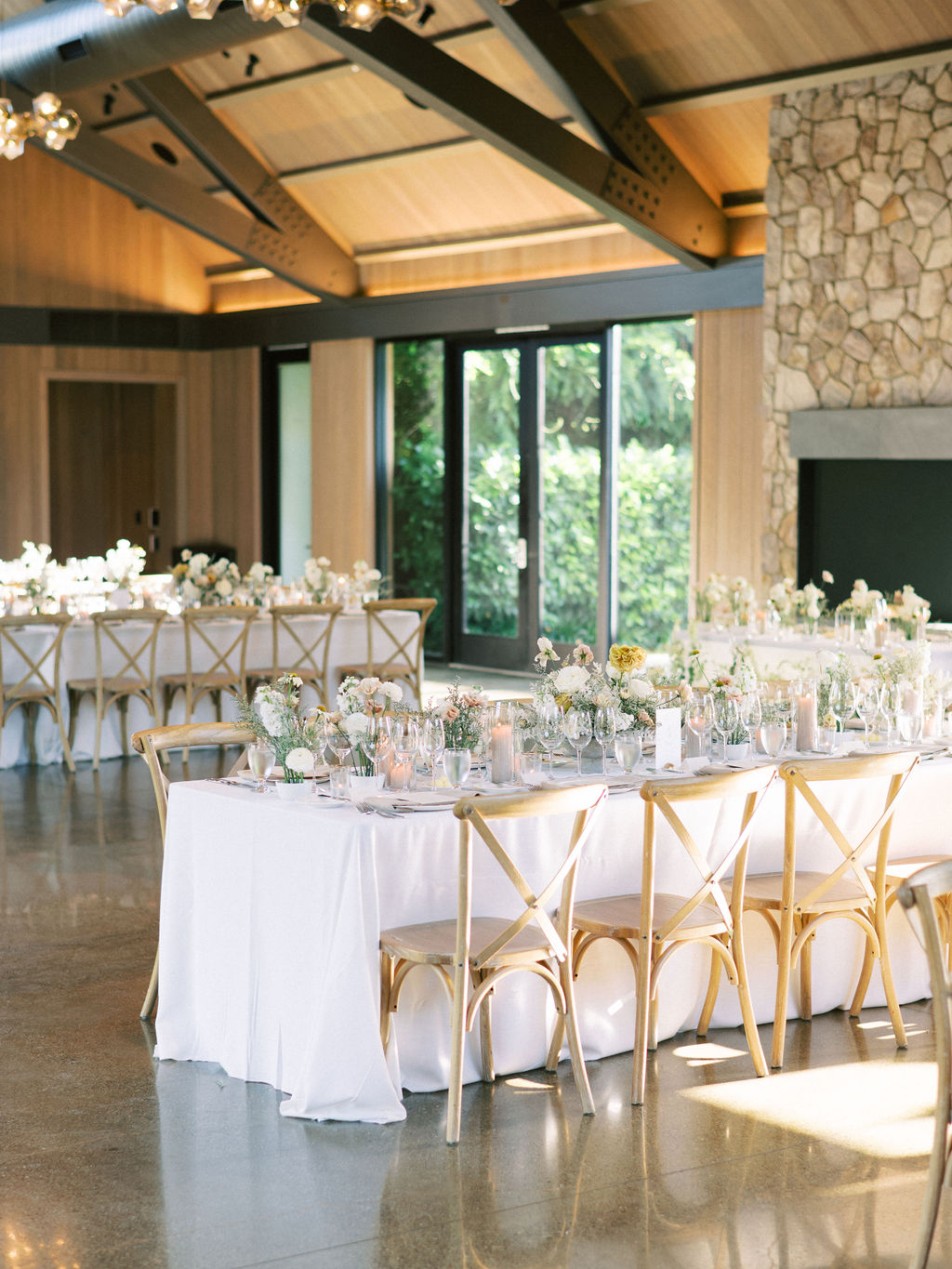 Modern & Neutral Wedding At Estate Yountville: A Style Me Pretty ...