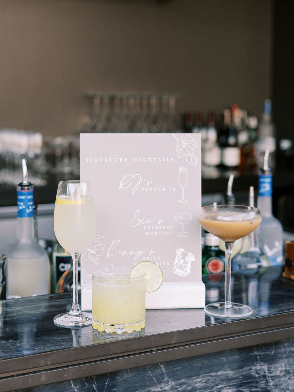 Modern & Neutral Wedding At Estate Yountville: A Style Me Pretty ...
