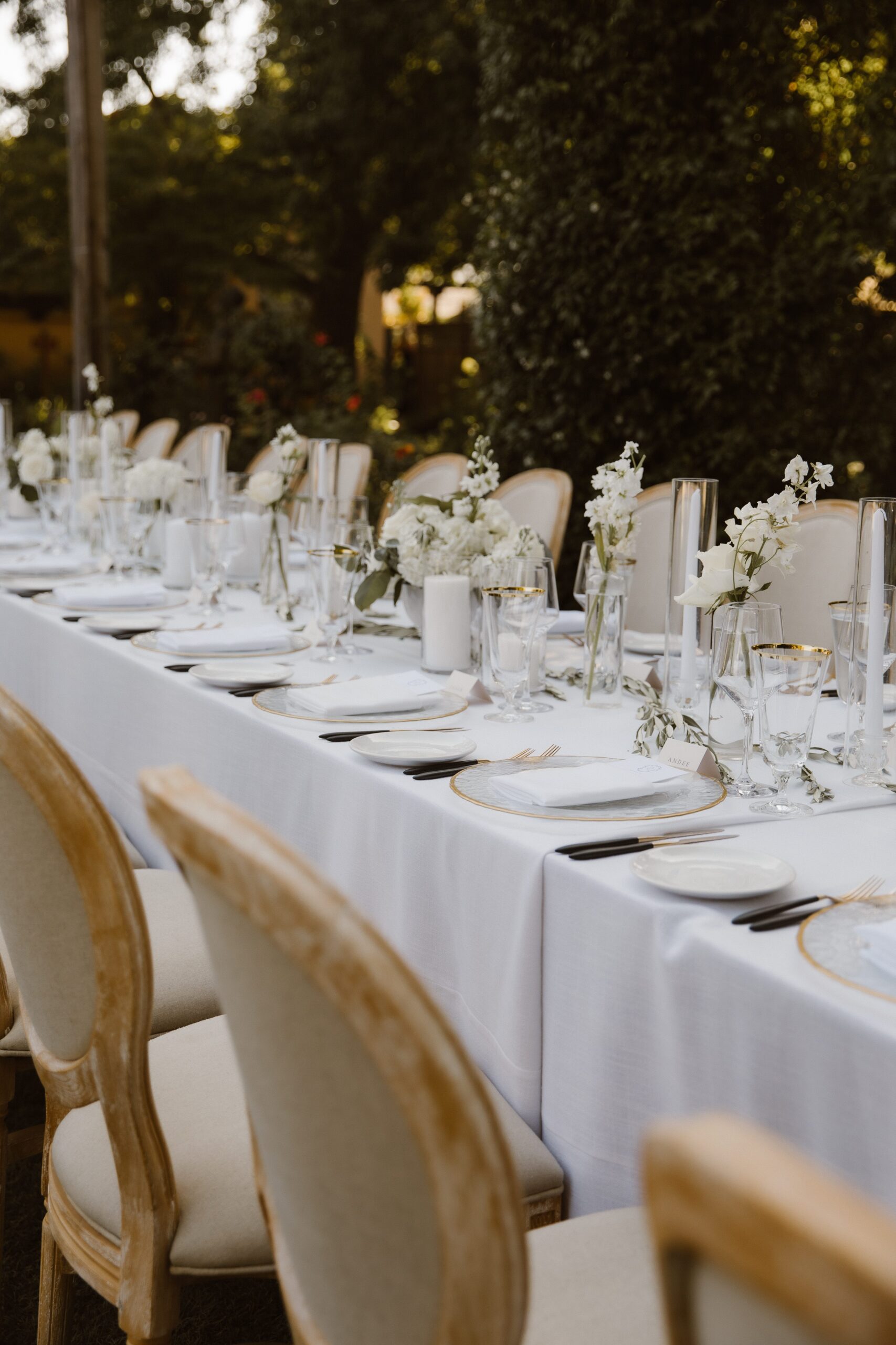 An Effortless Elegant Summer Wedding In St Helena at Tre Posti - Carly ...